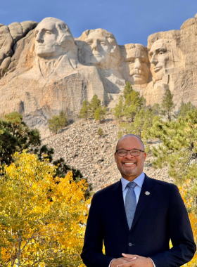 Exploring Bipartisanship with the Attorney General Alliance - PBS Books